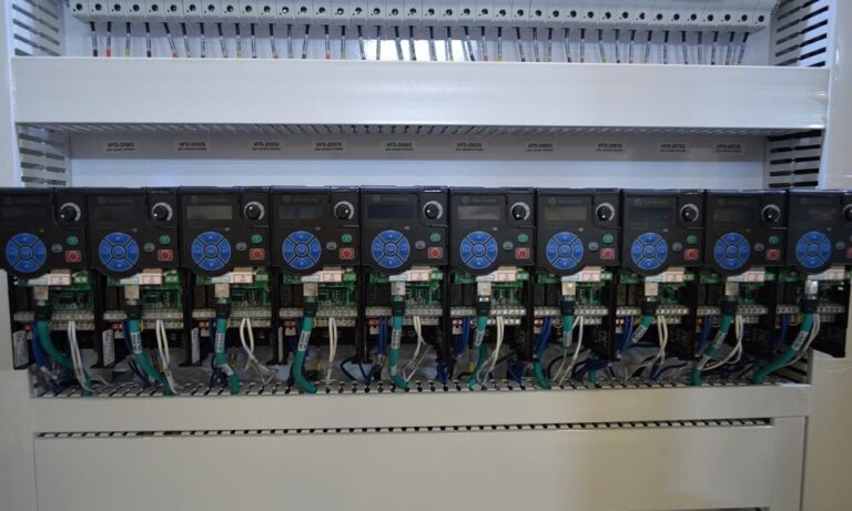 Conveyor Control System Design, Build & Integration | PanelTEK